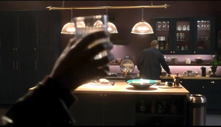 The Gentlemen - A high-calibre cast and very stylish design - Elemental ...