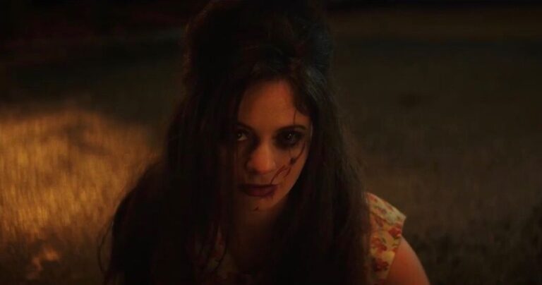 Dress Up Like Ruby Lane from Fear Street - Elemental Spot