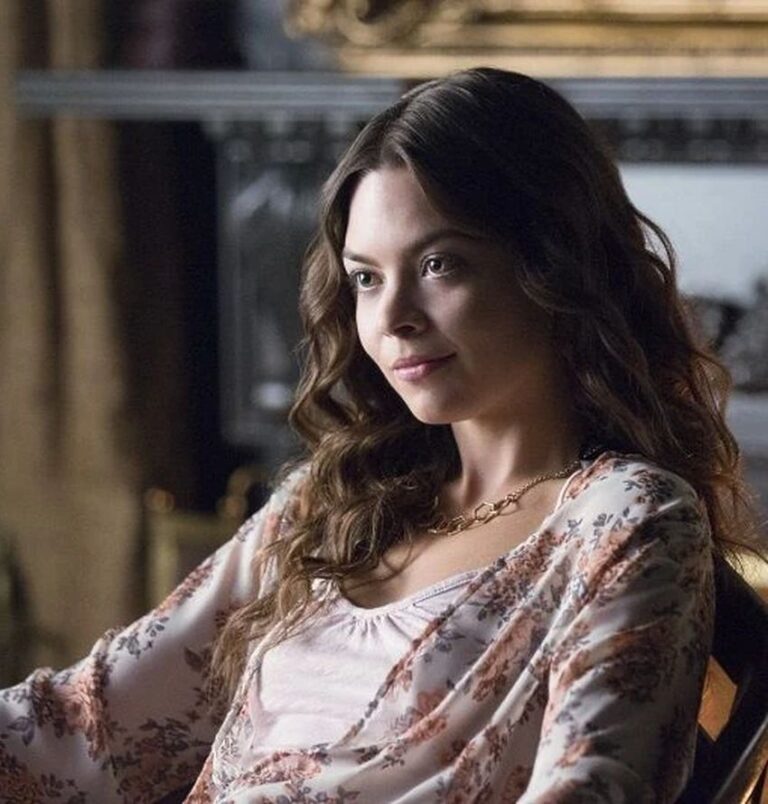 Steal the Look - Dress Like Nora Hildegard from The Vampire Diaries ...