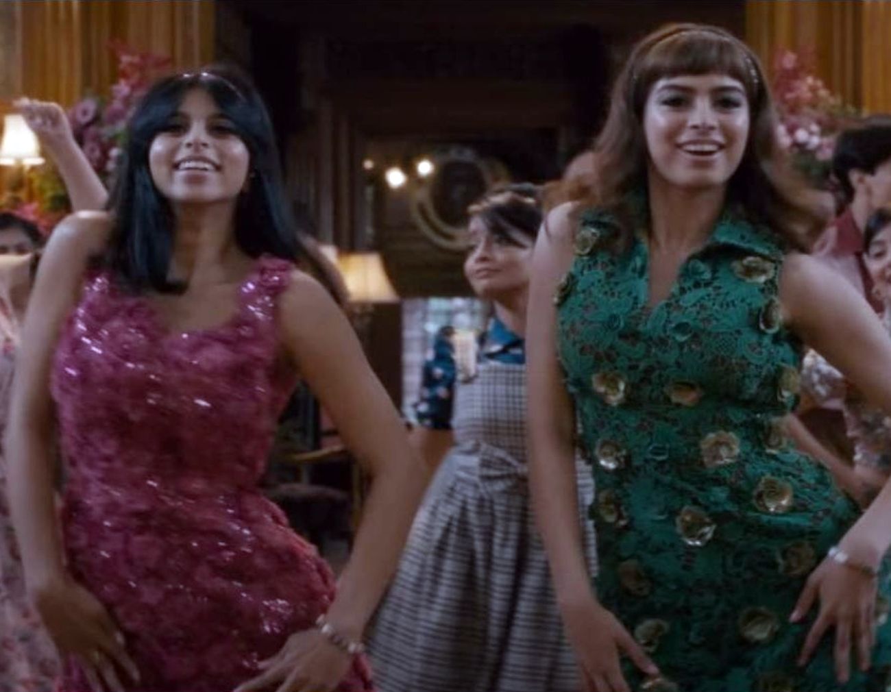 The Archies: The Vintage 60’s Outfits of the Stylish Town and Teenagers ...