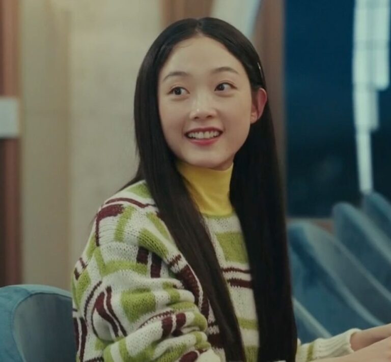 Strong Girl Nam-Soon Outfits: Three Generations of Super Stylish Women ...