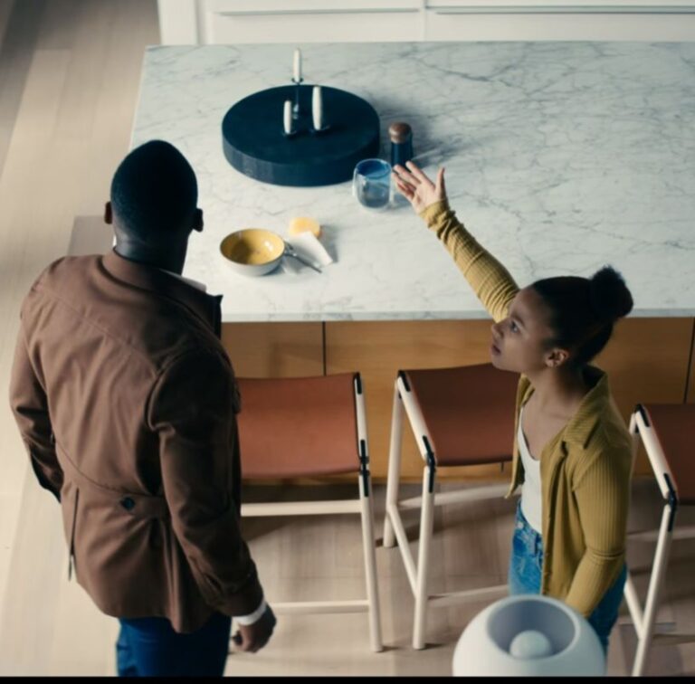 Apocalyptic Fashion: Outfits from Leave the World Behind - Elemental Spot