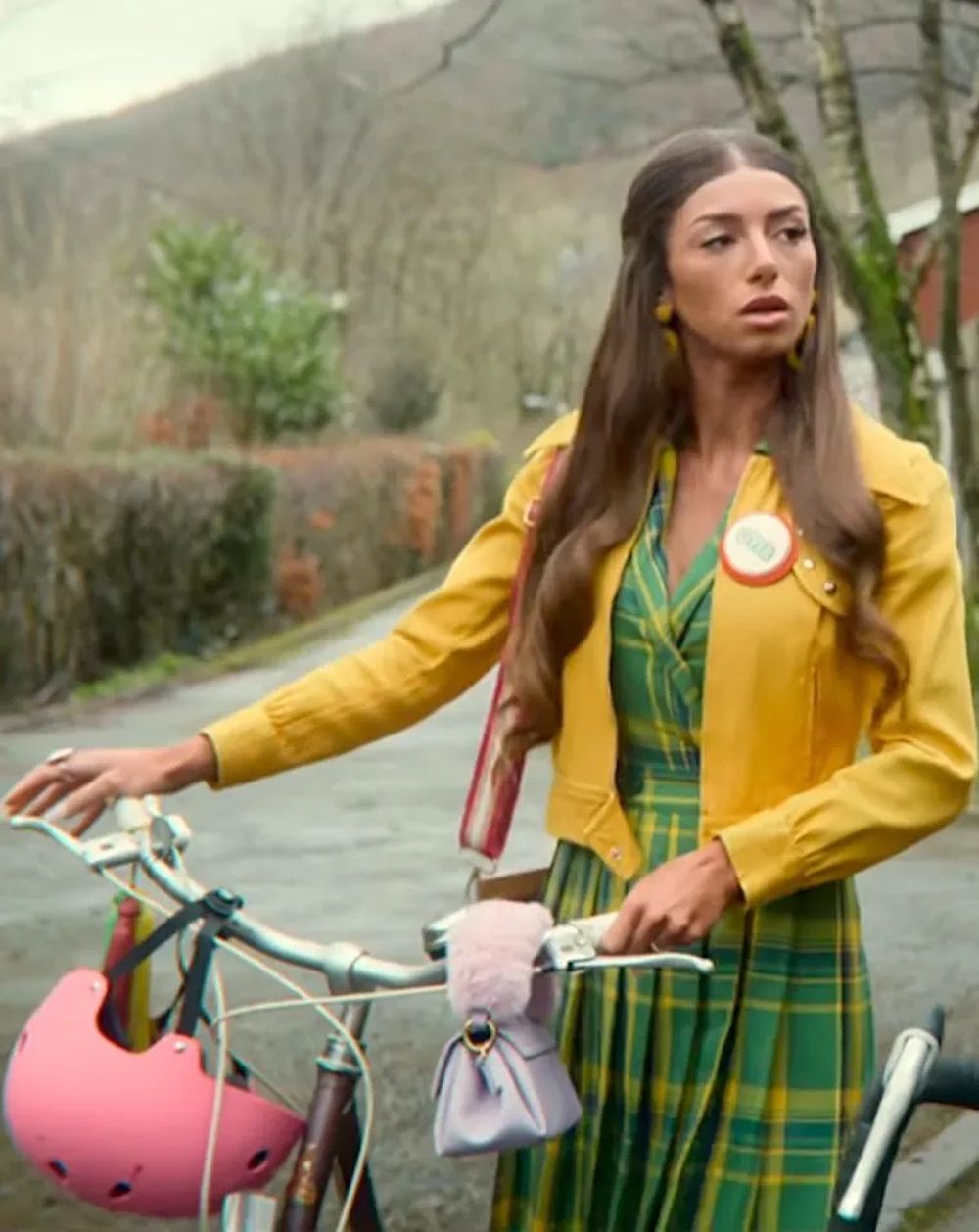 Netflix’s Sex Education: Highly Fashionable Season 4 Outfits ...