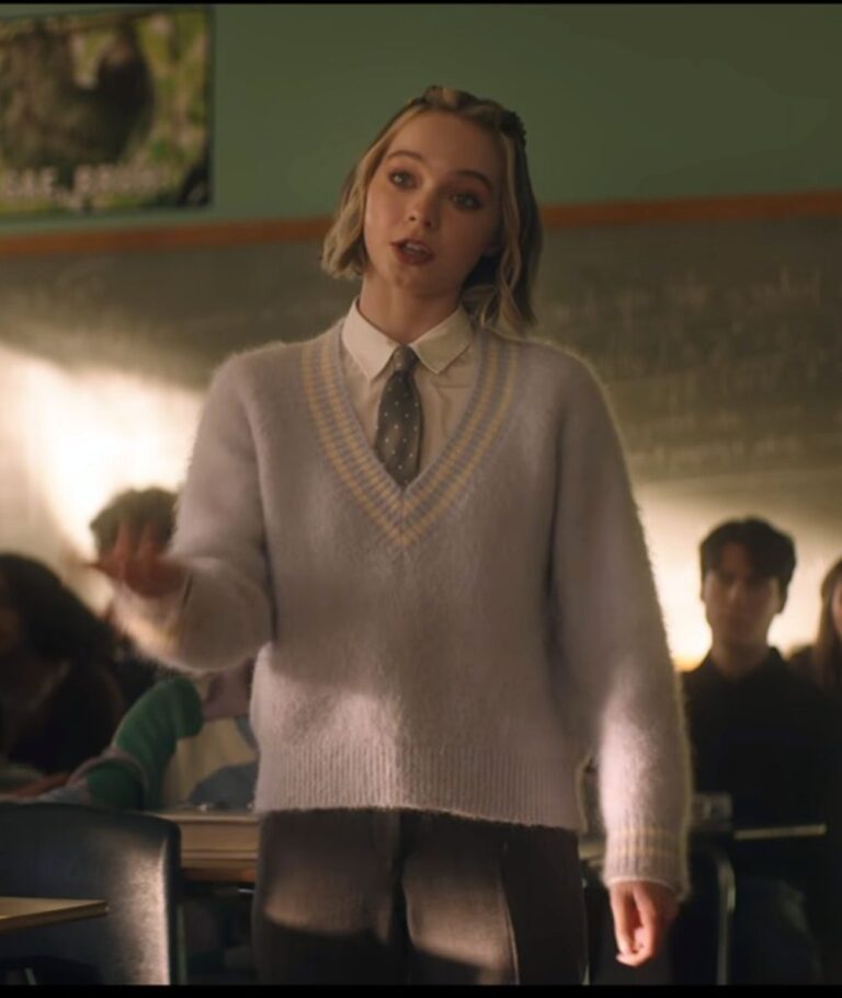 Family Switch: Steal Jess and CC Walker’s Body-Swapping Outfits