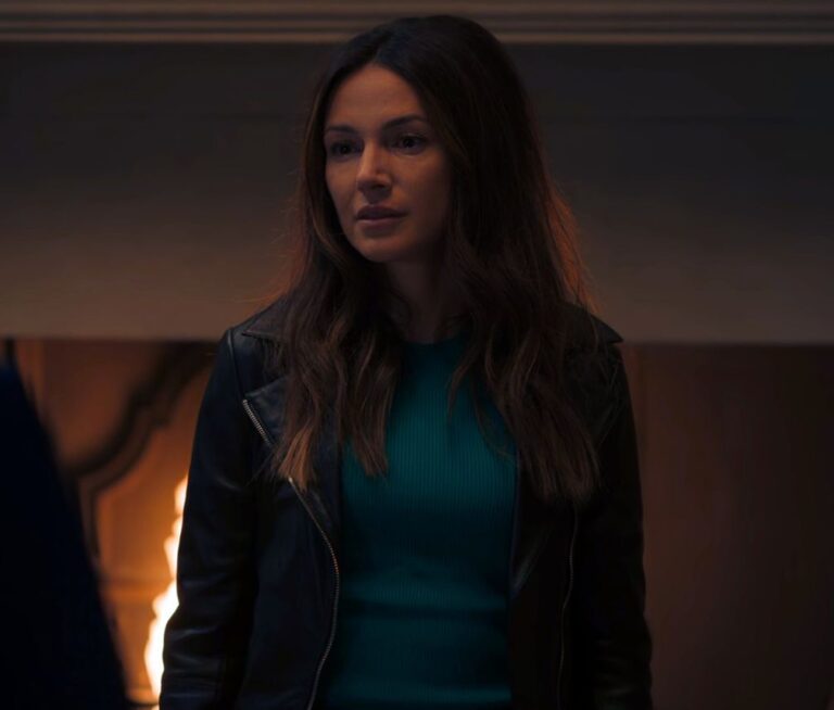 Fool Me Once Fashion Theft: Capturing Maya Stern's Look on Netflix ...