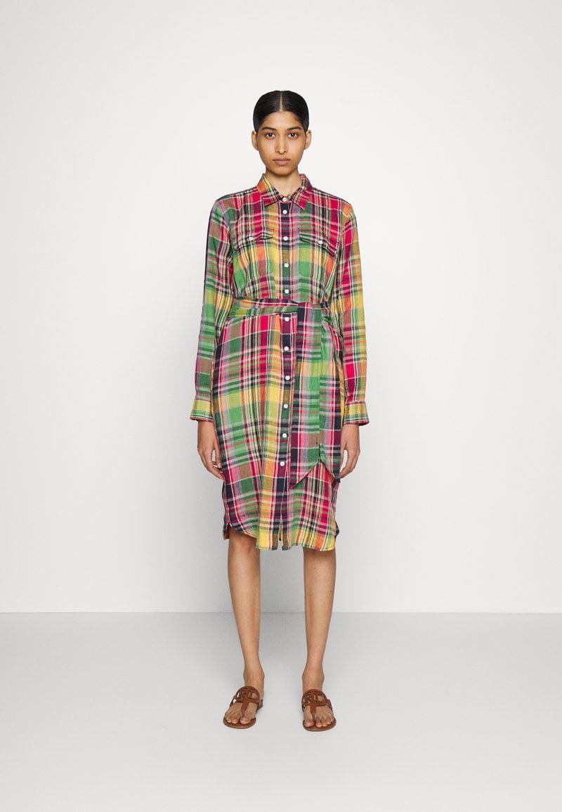 Irish Wish: Lindsay Lohan's (Maddie Kelly) Netflix Wardrobe