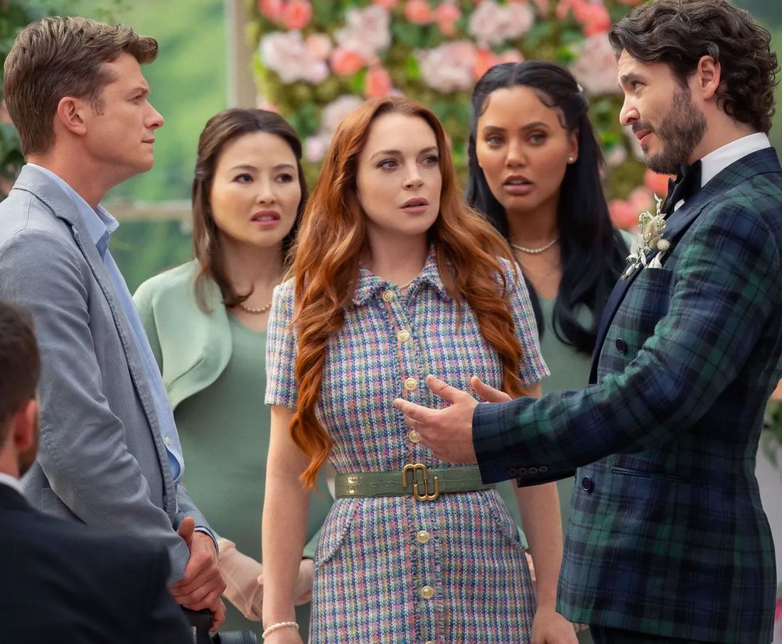 Irish Wish: Lindsay Lohan's (Maddie Kelly) Netflix Wardrobe