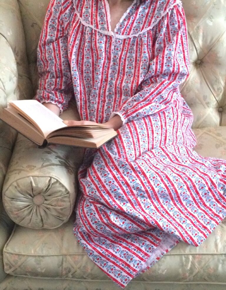 Kathryn Newton’s Lisa Frankenstein Outfits: 80’s Goth Girl Wardrobe