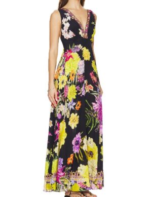 Mother of the Bride Outfits: Brooke Shields' (Lana) and Miranda ...