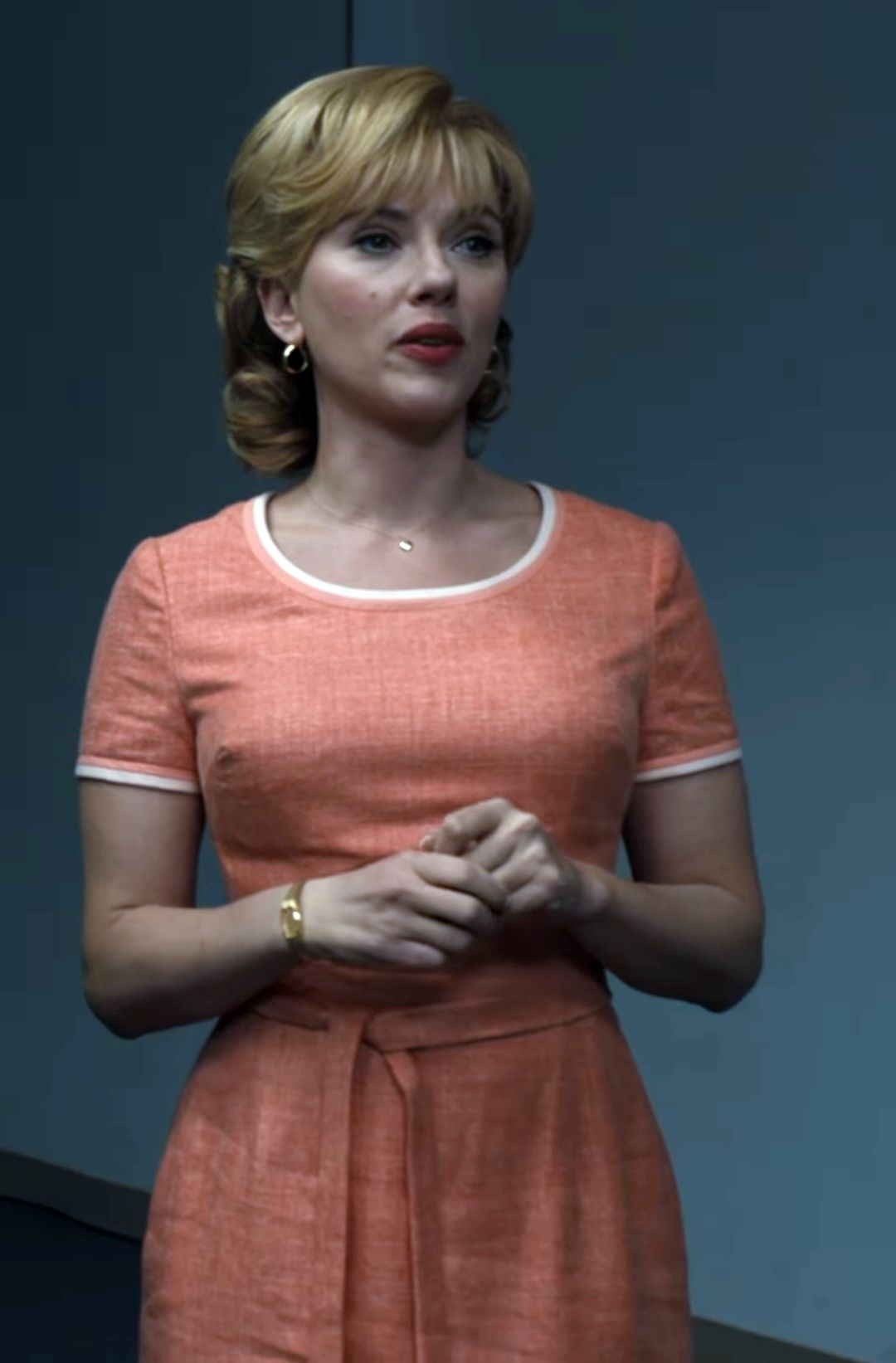 Fly Me to the Moon: Scarlett Johansson’s Kelly Jones Office Siren Style ...